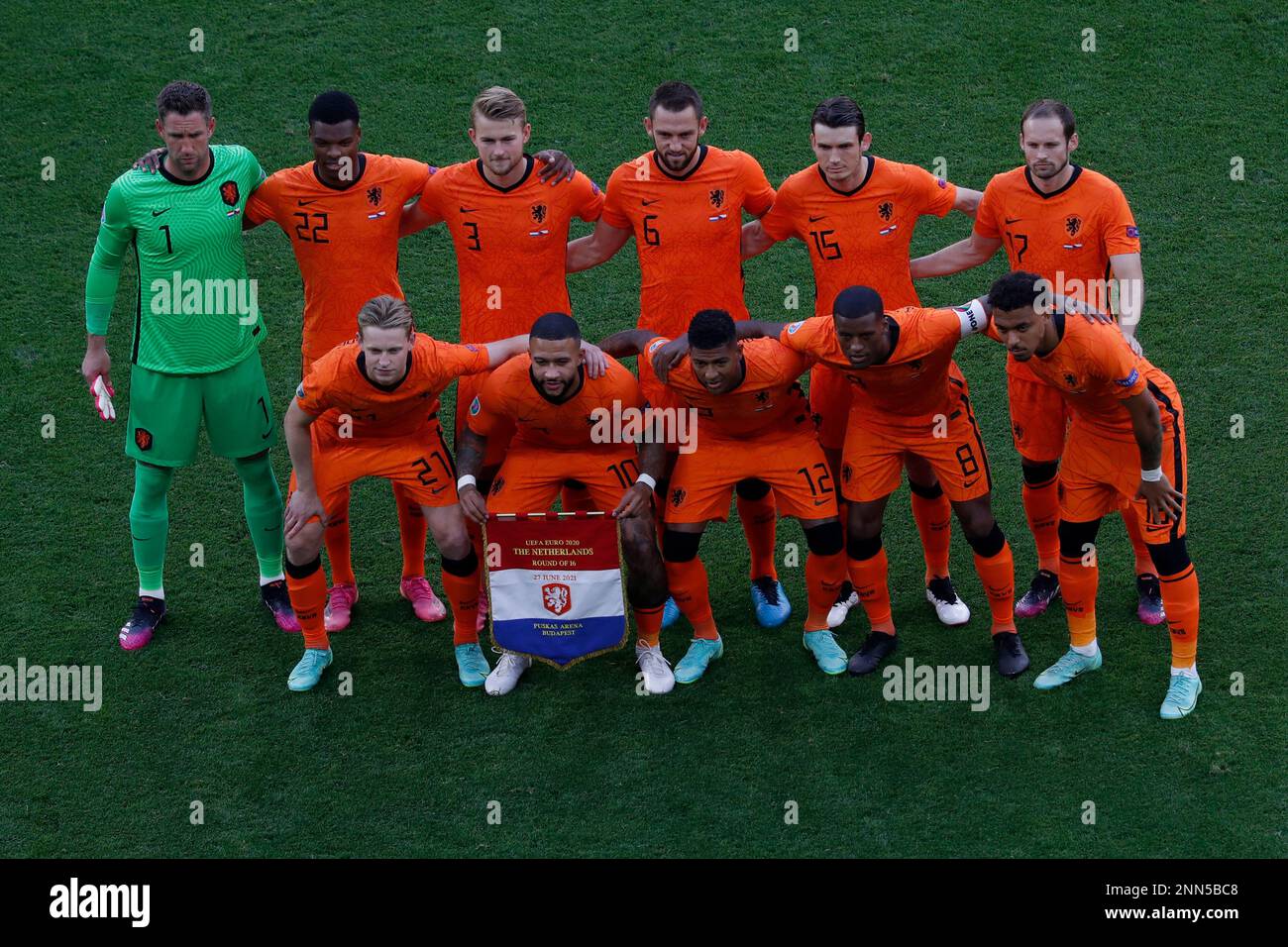 The Netherlands pose for a team photo before the Euro 2020 soccer ...