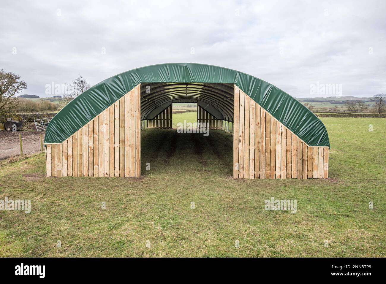 Livestock polytunnel hi-res stock photography and images - Alamy