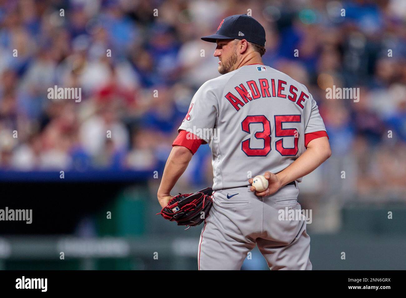KANSAS CITY, MO - JUNE 18: Boston Red Sox starting pitcher Matt ...