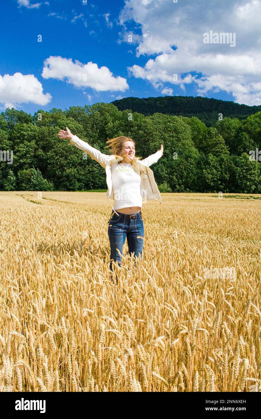 Person in grainfield hi-res stock photography and images - Alamy