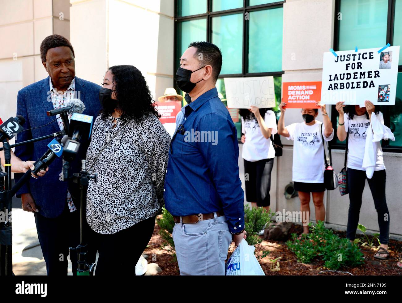 John Burris, left, a civil attorney representing Tyrell Wilson's family ...