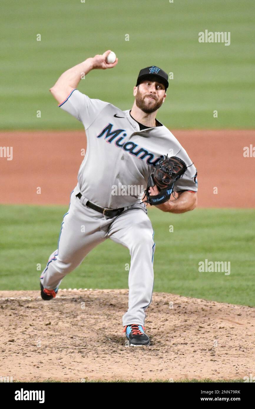 ST. LOUIS, MO - JUNE 14: Miami Marlins relief pitcher Anthony Bass (52 ...