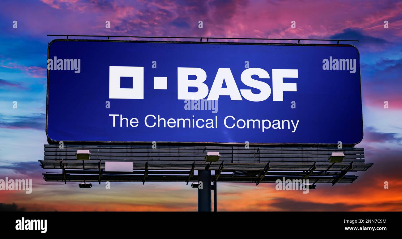 Chemical producer hi-res stock photography and images - Alamy