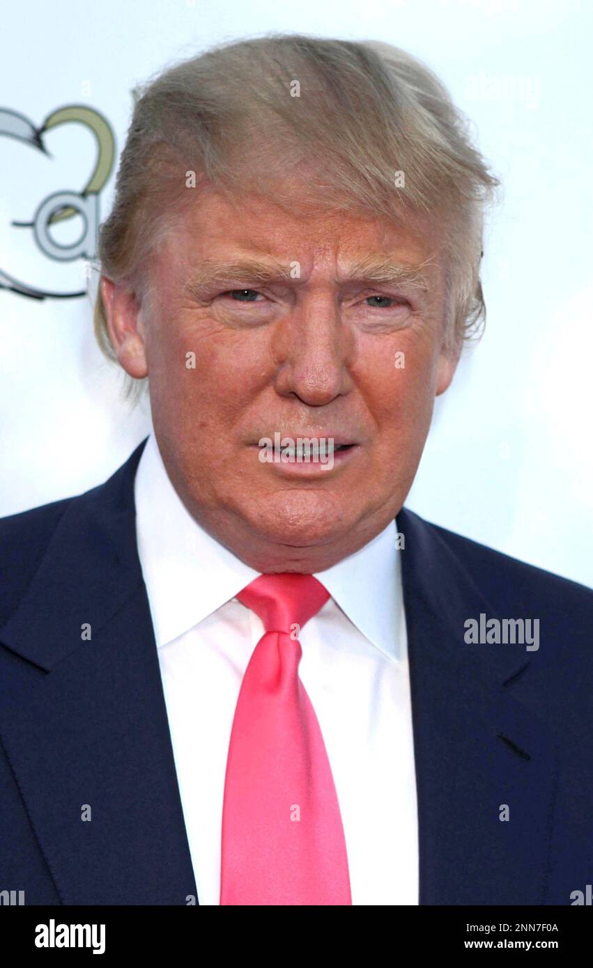 JUNE 14th 2021: Former President Donald Trump celebrates his 75th ...