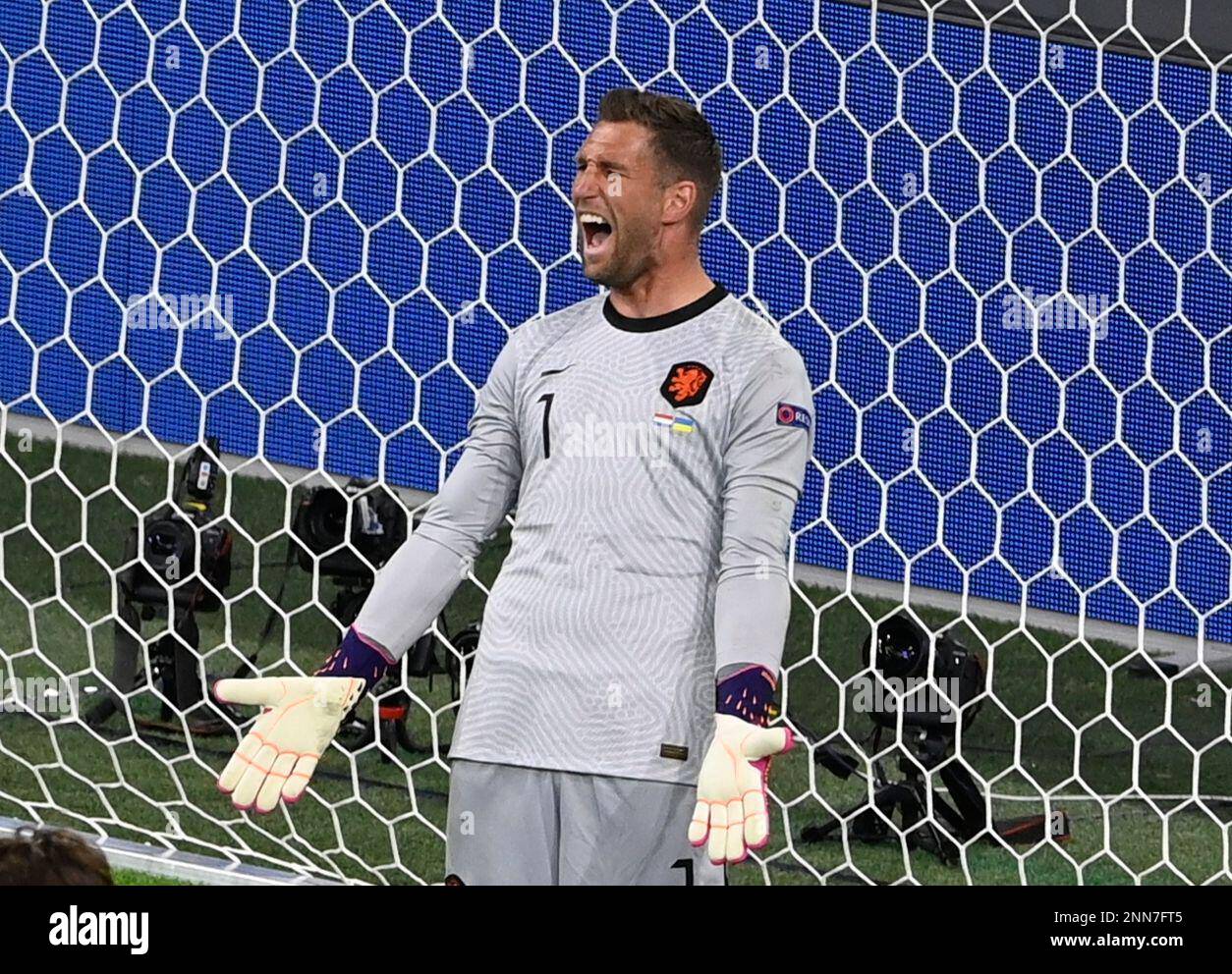 Ukraine's goalkeeper Heorhiy Bushchan reacts during the Euro 2020 ...