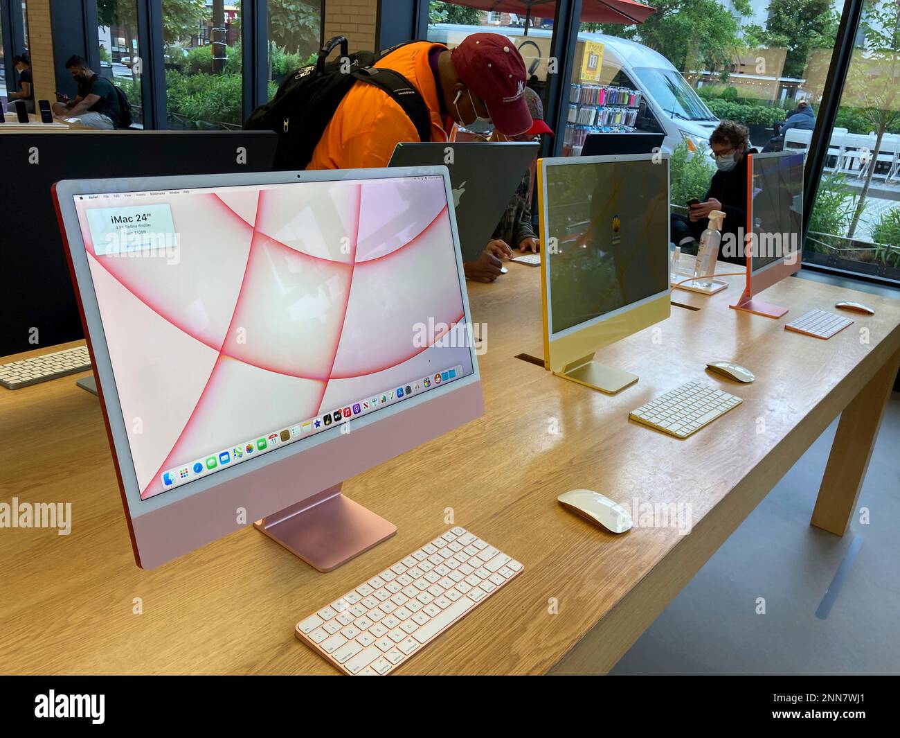 Photo by: STRF/STAR MAX/IPx 2021 6/11/21 The new 24 inch Apple iMac ...