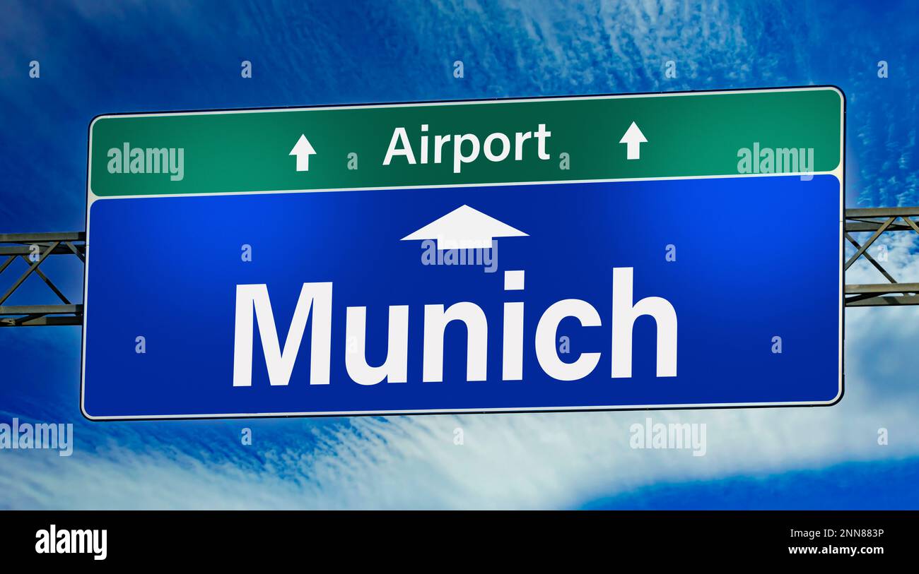 Road sign indicating direction to the city of Munich Stock Photo - Alamy