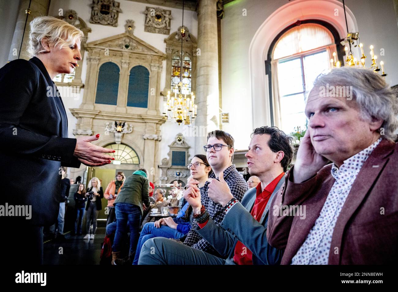 MIDDELBURG - Party chairmen Attje Kuiken (PvdA) and Jesse Klaver ...