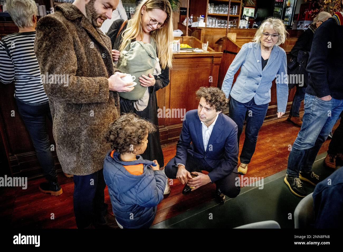 MIDDELBURG - Party chairmen Attje Kuiken (PvdA) and Jesse Klaver ...