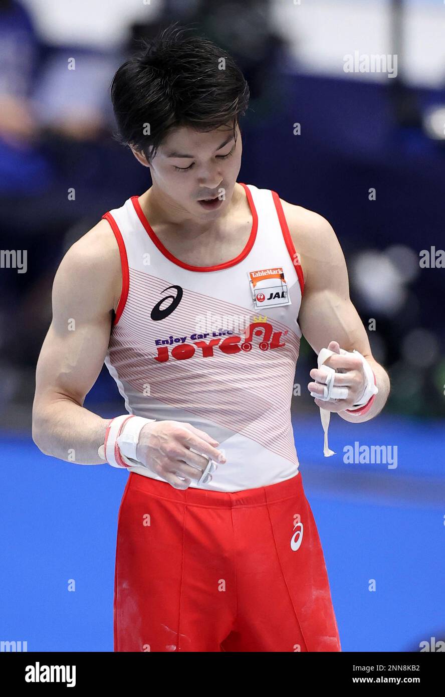 Kohei Uchimura competes a horizontal bar during Day 2 of the All Japan ...