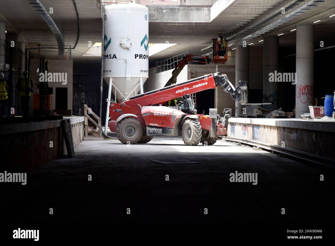 Construction work on the new Sant Andreu Comt underground station ...