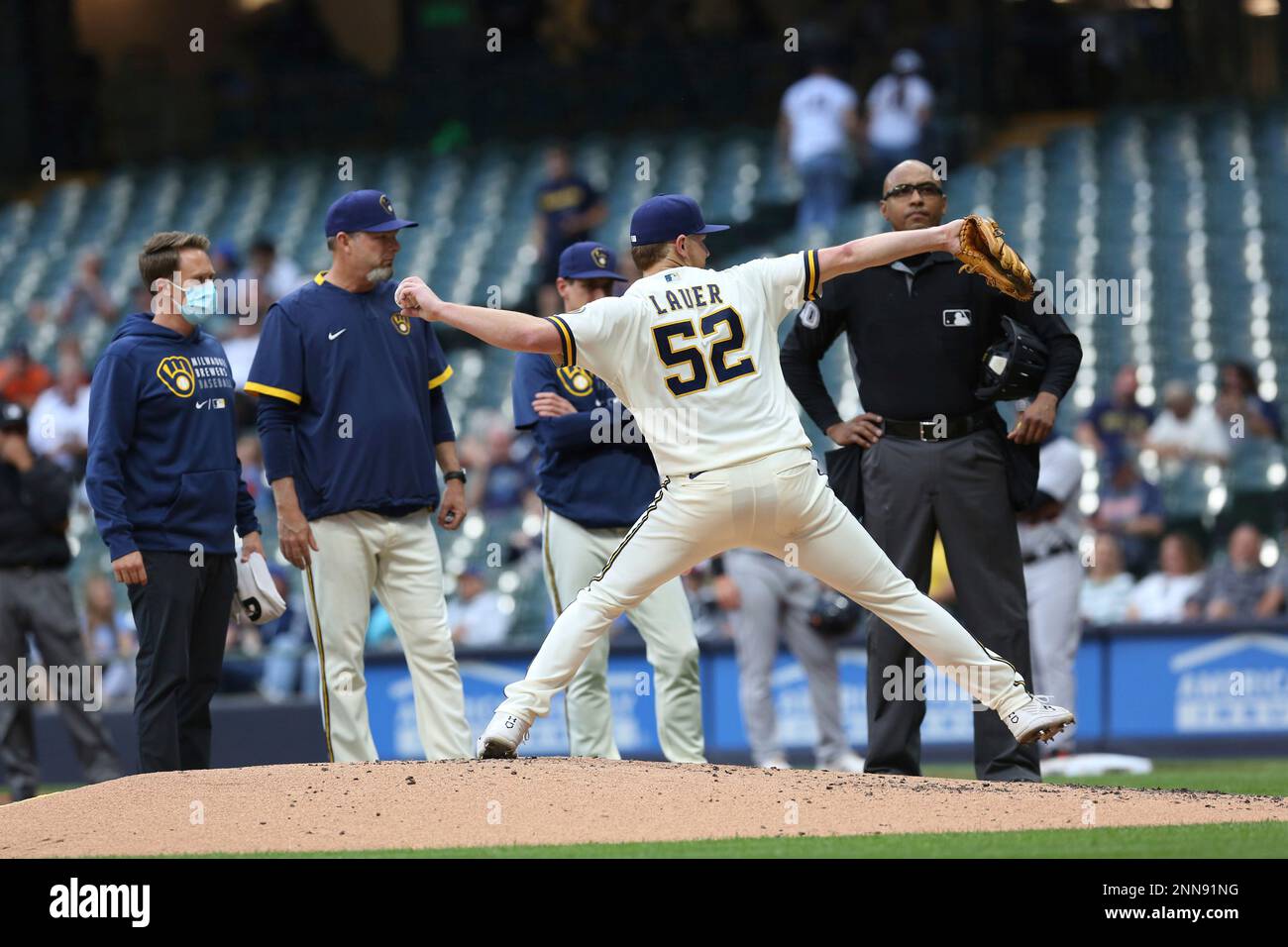MILWAUKEE, WI - JUNE 01: Milwaukee Brewers starting pitcher Eric Lauer ...