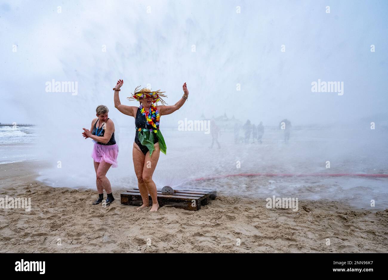 Ahlbeck, Germany. 25th Feb, 2023. Members of ice bathing clubs from ...