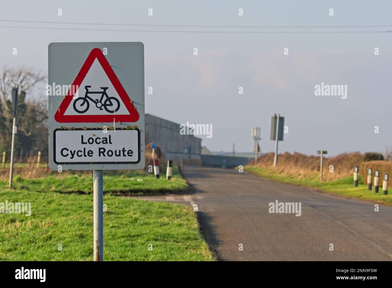 Local Cycle Route road sign fitted to a metal post Stock Photo - Alamy