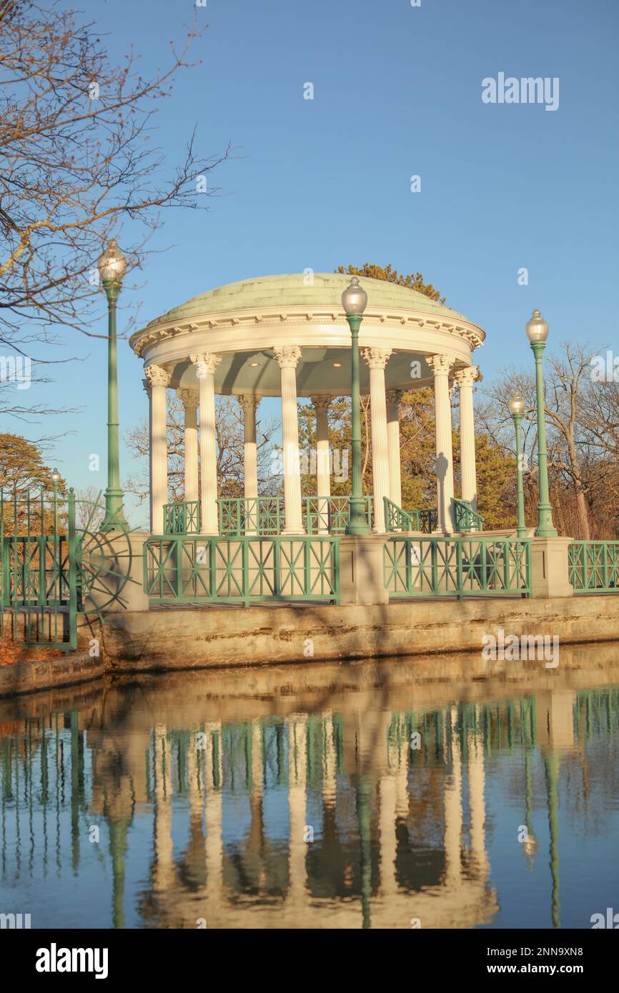 Rotunda columns around lake and park historic european style Stock ...