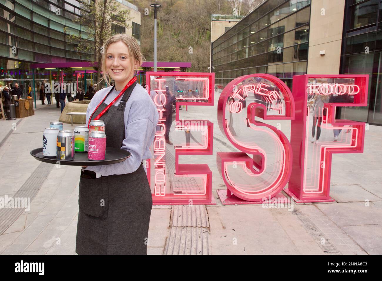 Edinburgh,UK, February 25th 2023: Waitress Cliona O'Connell, 22, at the ...