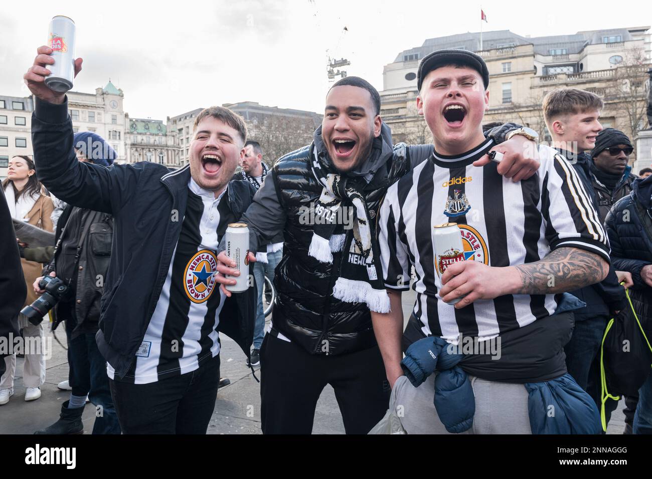 Newcastle united fans hi-res stock photography and images - Alamy