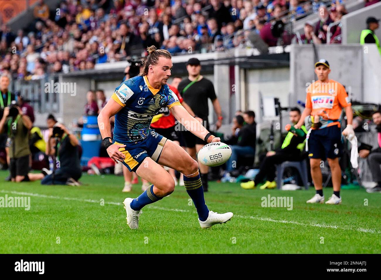 SYDNEY, AUSTRALIA - MAY 23: Clint Gutherson of the Eels keeps the ball ...