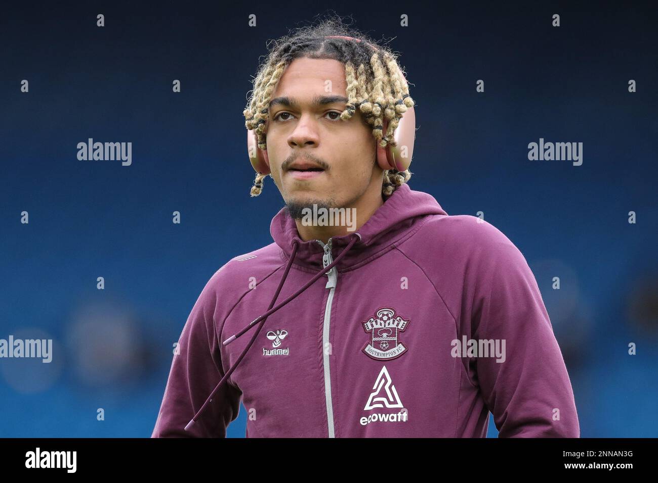 Sékou Mara #18 of Southampton arrives at Elland Road Stadium ahead of ...