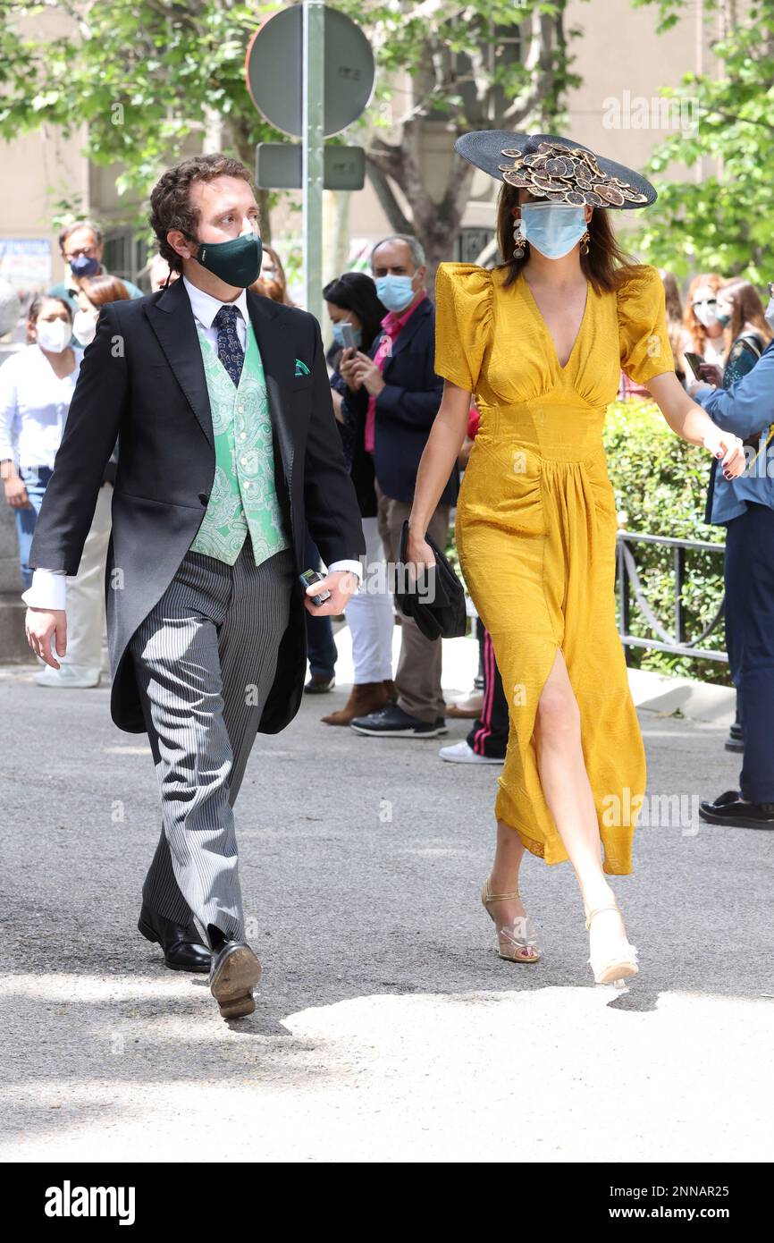 Arrival of guests at Liria Palace for the wedding of Carlos Fitz-James ...
