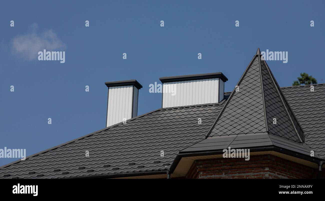 Roof of the house, roofing materials, construction Stock Photo - Alamy