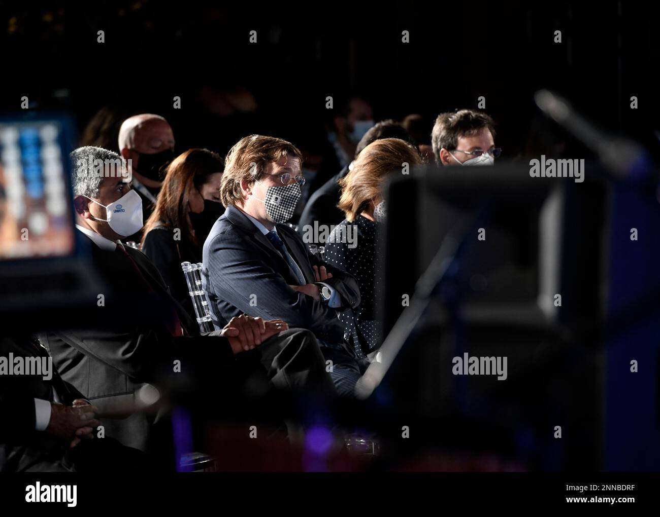 The Mayor of Madrid, José Luis Martínez-Almeida (c), during the awards ...