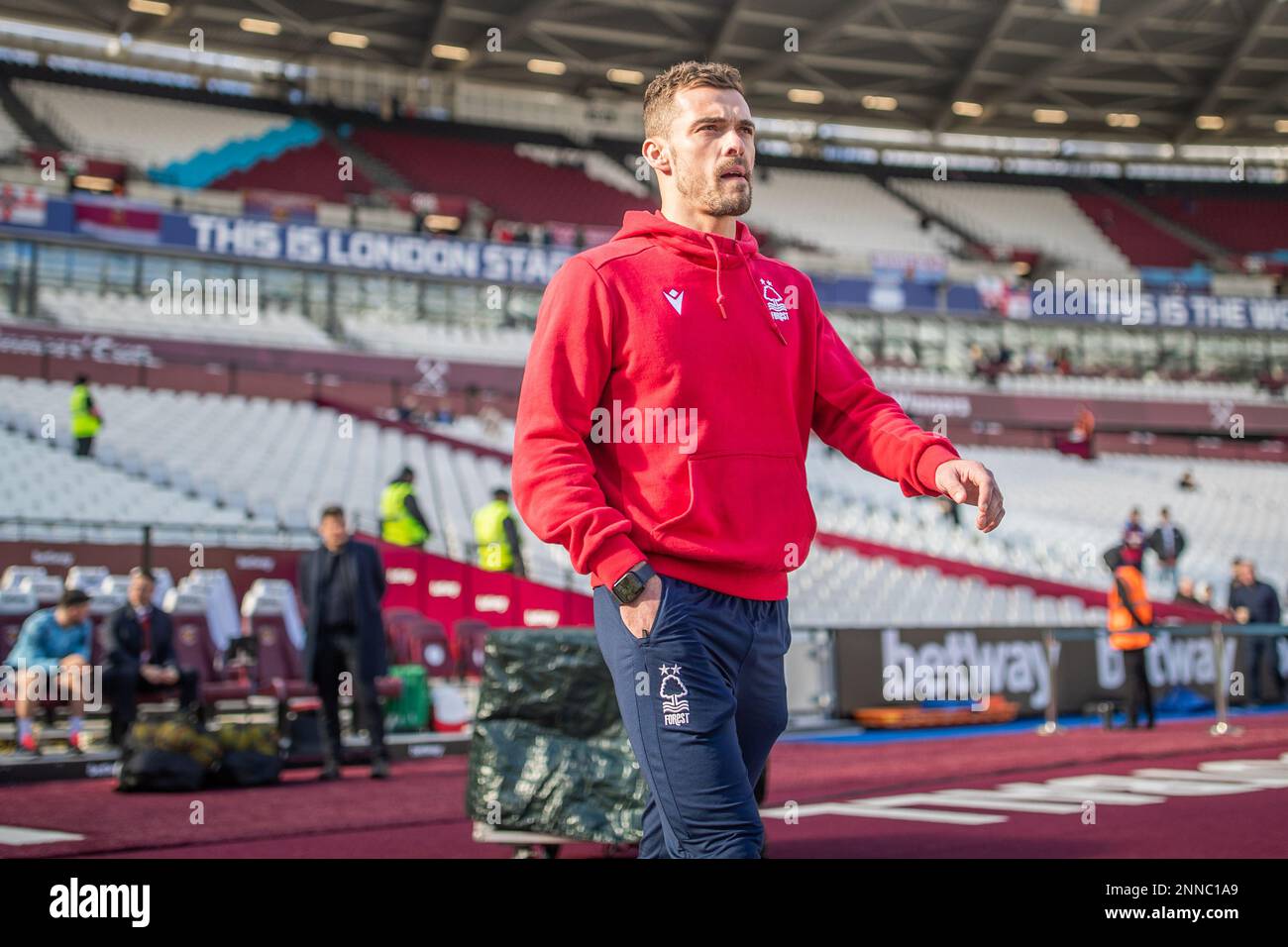 Harry Toffolo #15 of Nottingham Forest checks out the pitch before the ...