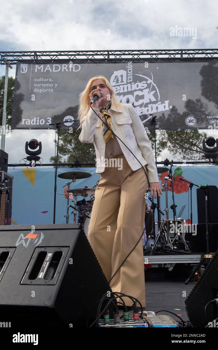 The singer of the rock band, Erin Memento, performs after learning that ...