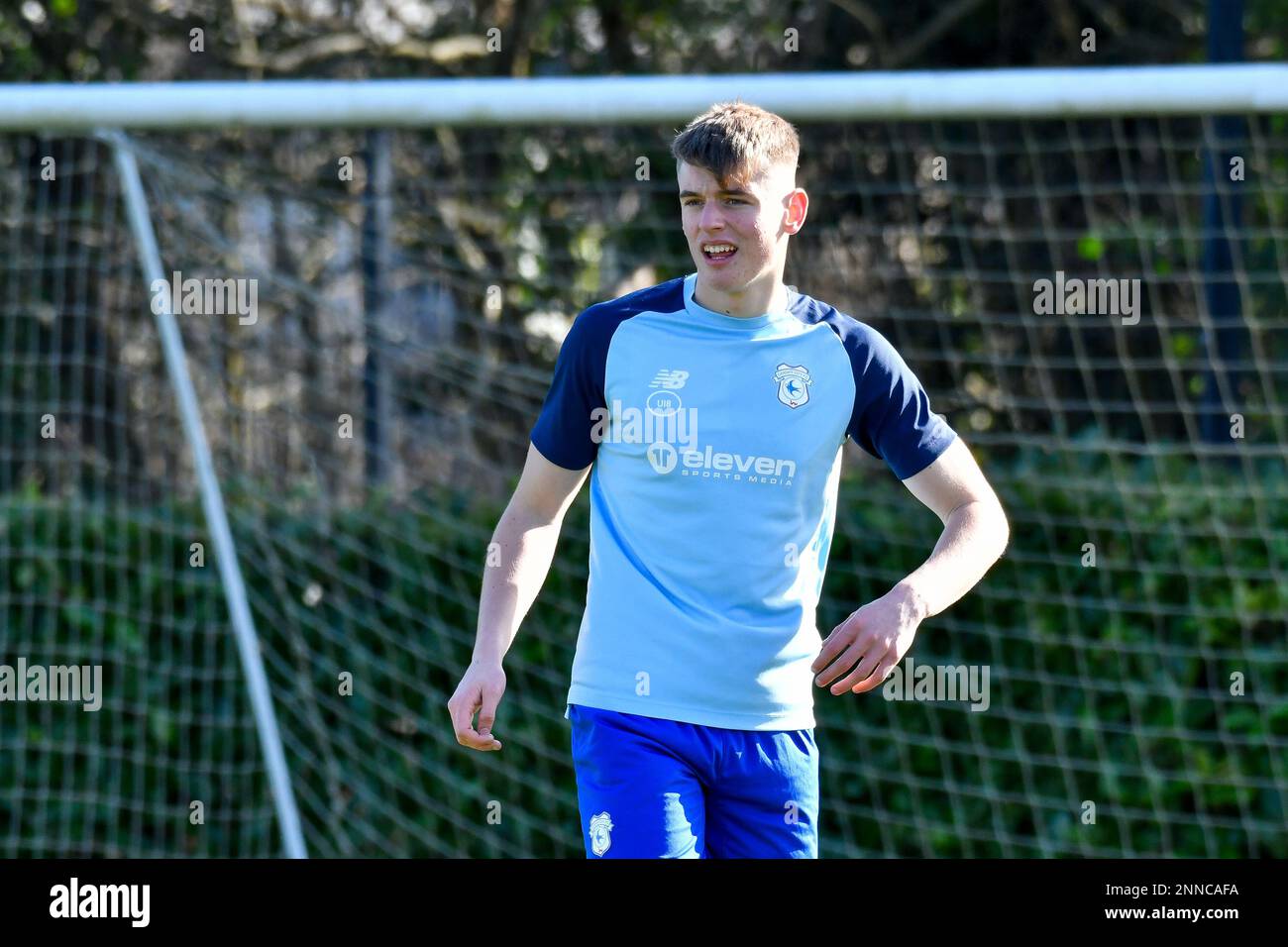Cardiff city stadium pre game hi-res stock photography and images - Alamy