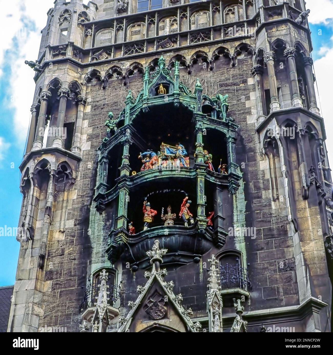 Mechanical figures circle the clock tower in Town Hall, Munich Stock ...