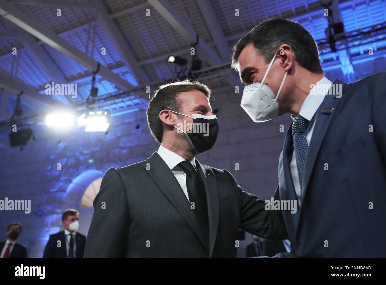 French President Emmanuel Macron, left, speaks with Spain's Prime ...