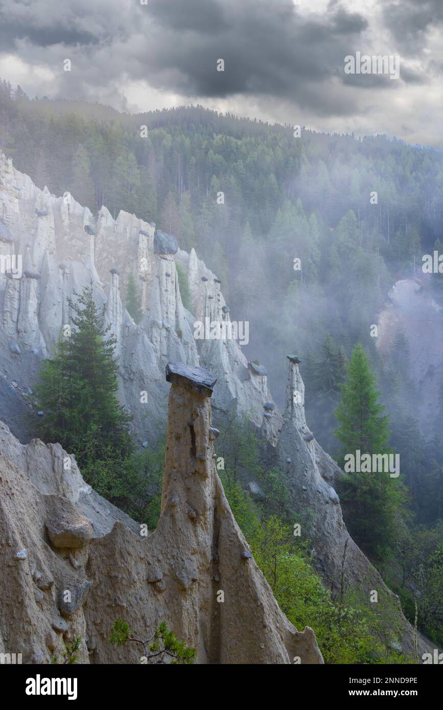 Earth pyramids of Platten (Erdpyramiden - Piramidi di Plata) near ...