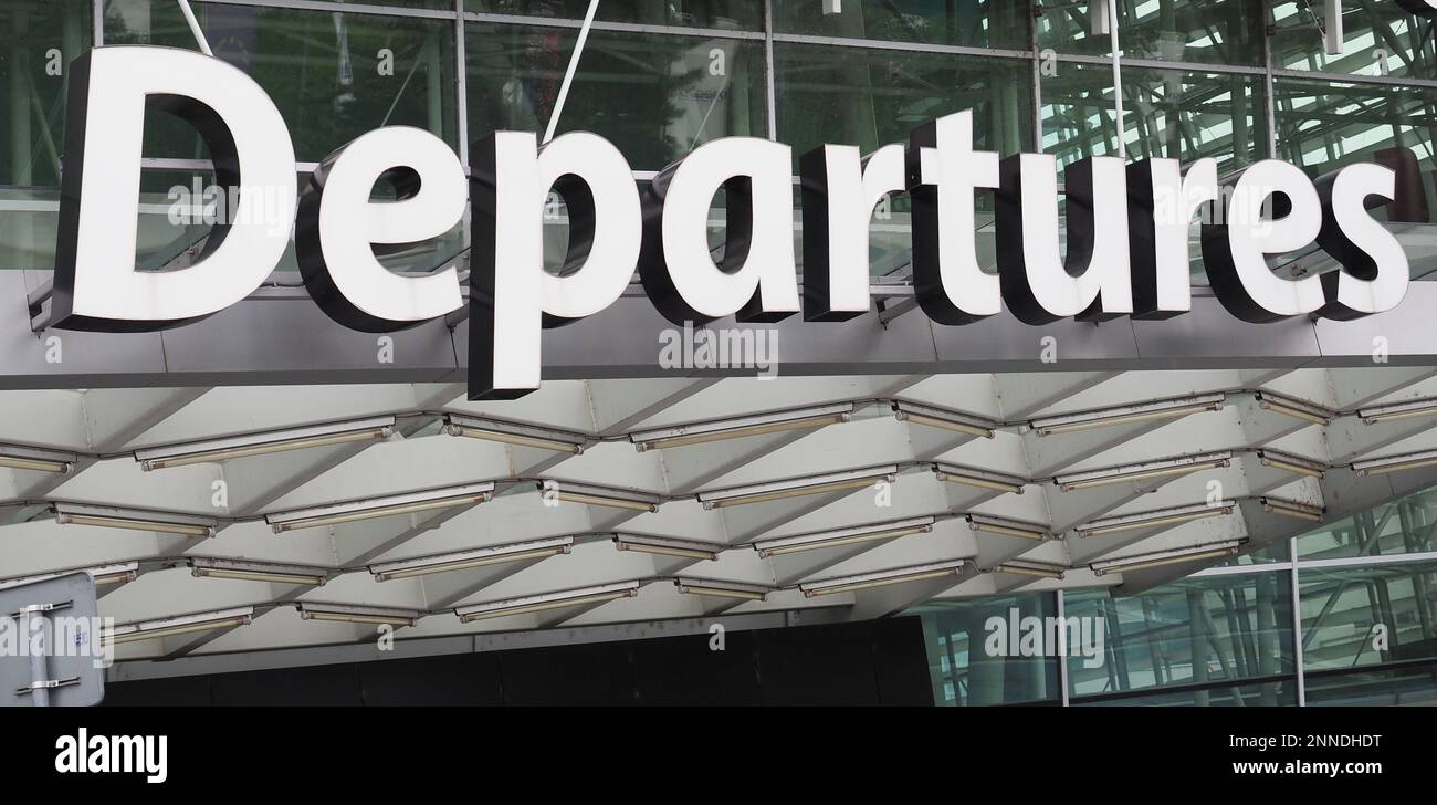 detail of departures sign at the airport Stock Photo - Alamy