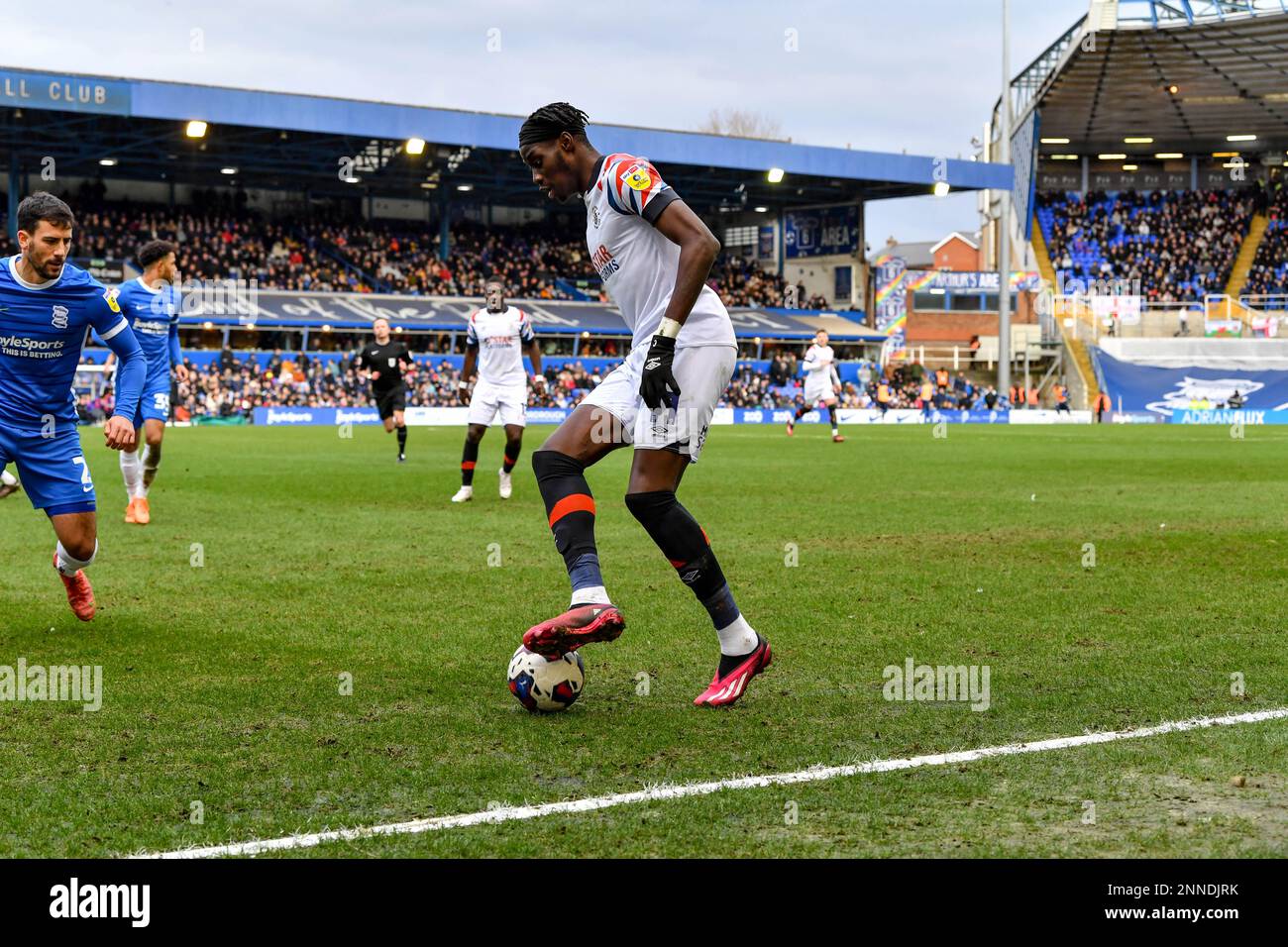 Luton town elijah adebayo hi-res stock photography and images - Alamy