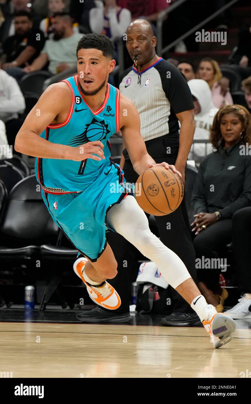 Phoenix Suns guard Devin Booker (1) during the second half of an NBA ...