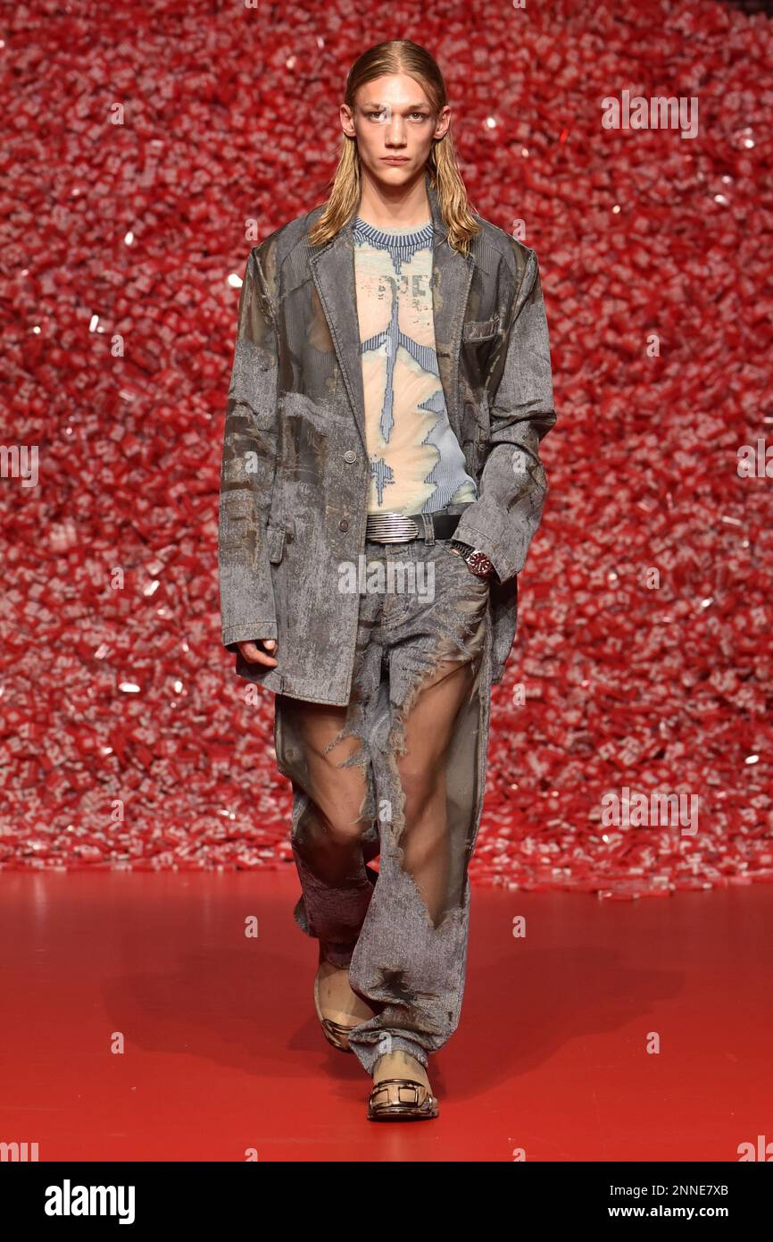 Diesel fashion show catwalk at Milan Fashion Week, women fall winter ...