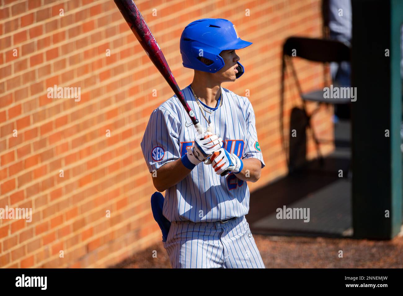 Florida Gators shortstop Jordan Carrion (29) on deck against the ...