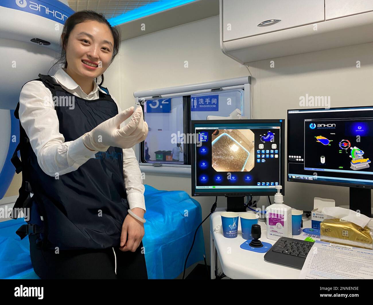 The magnetic capsule gastroscope system shows up at the 4th China ...