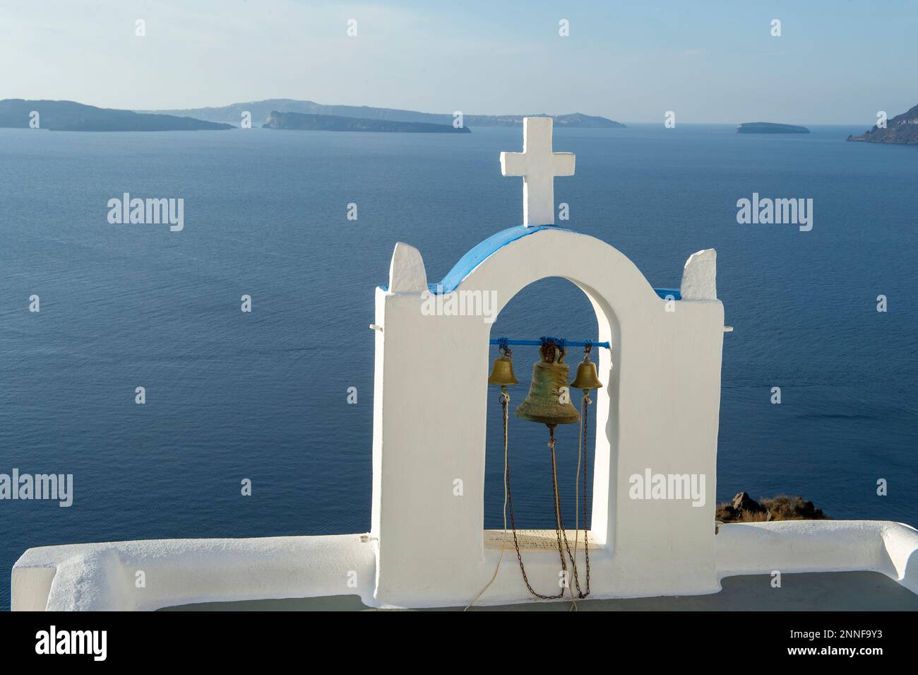 Europe, Greece, Santorini, Oia. View of the Aegean Sea through the arch ...