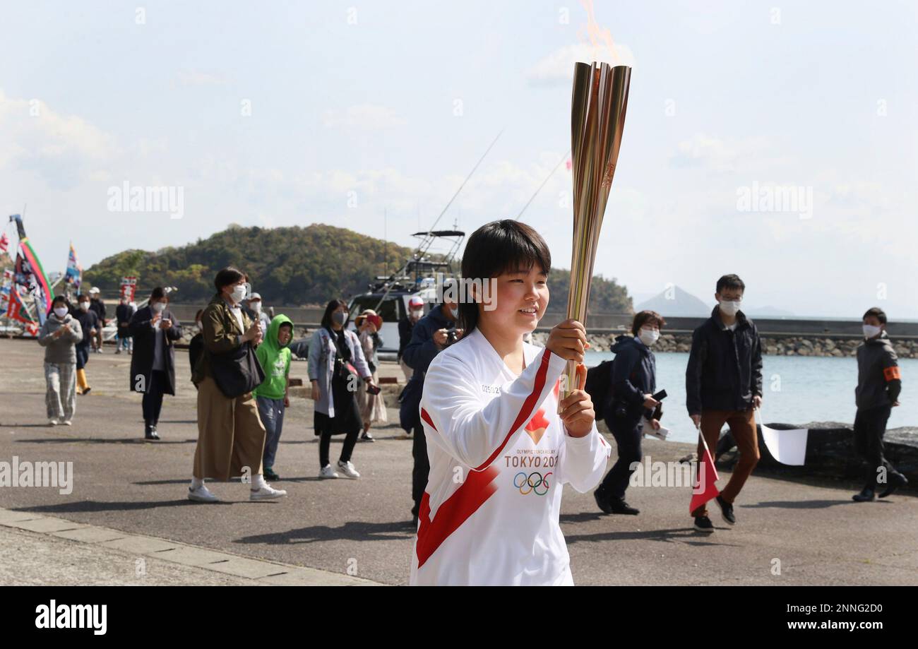 Kozue Iwanaka, who was the only junior high school student in Yoshima ...