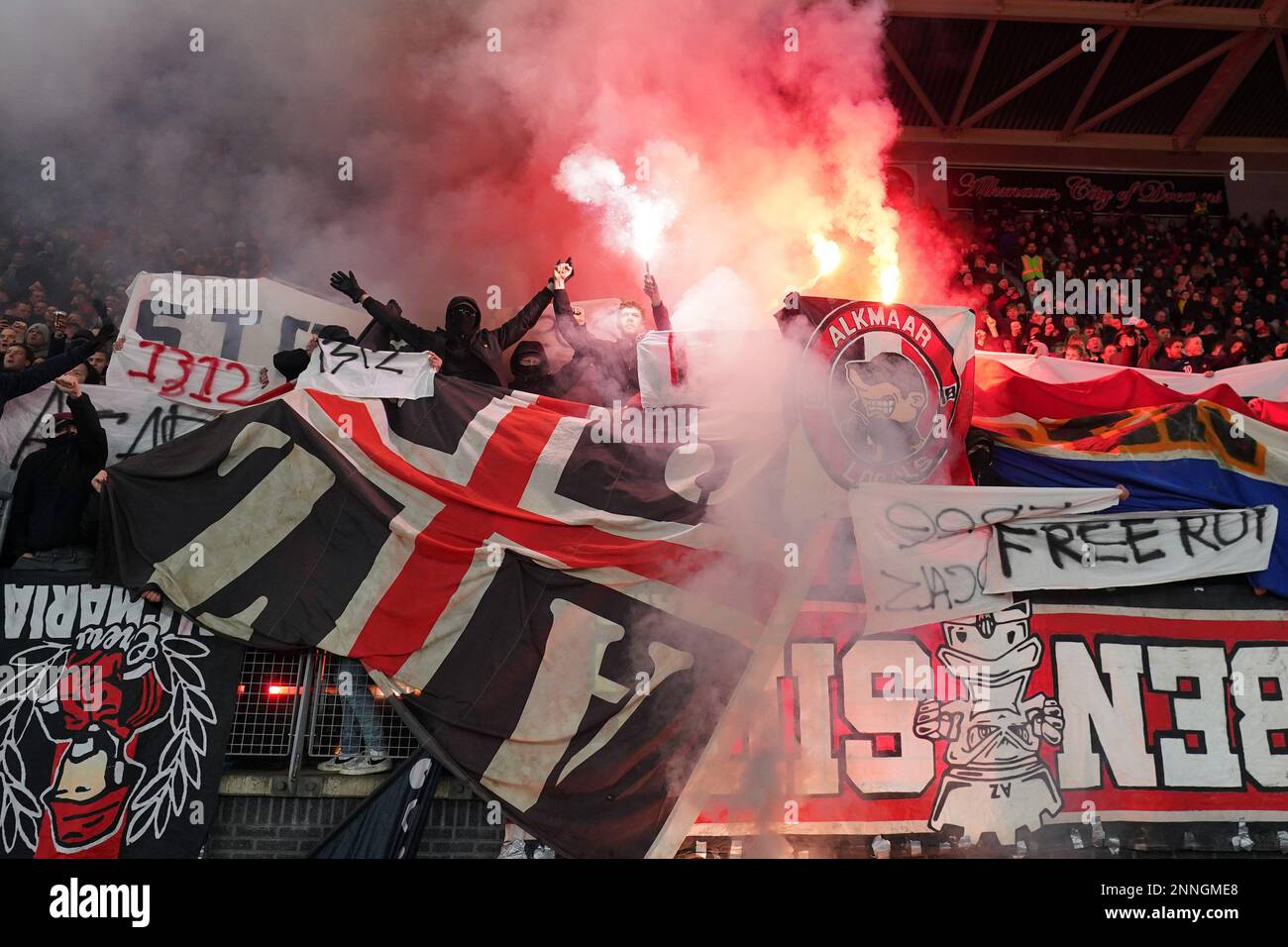 ALKMAAR - AZ supporters set off fireworks during the Dutch premier ...