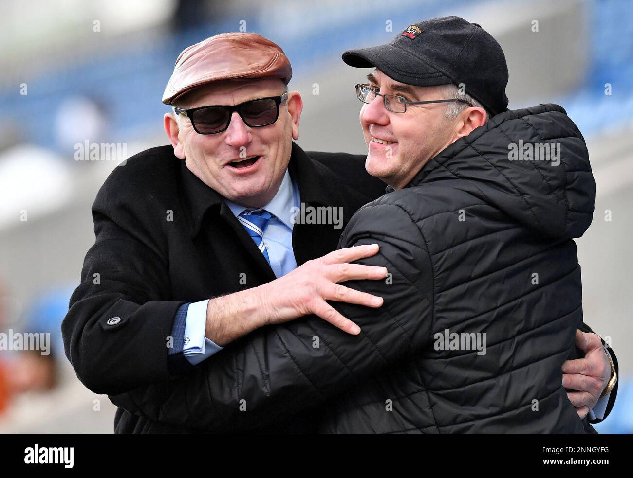 Chesterfield vs oldham athletic hi-res stock photography and images - Alamy