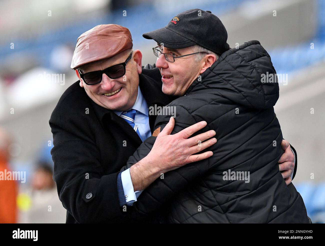 Chesterfield vs oldham athletic hi-res stock photography and images - Alamy