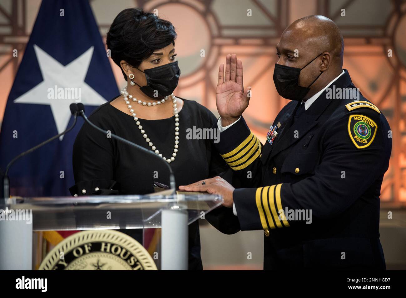 Houston Police Chief New Houston Police Chief Troy Finner, right ...