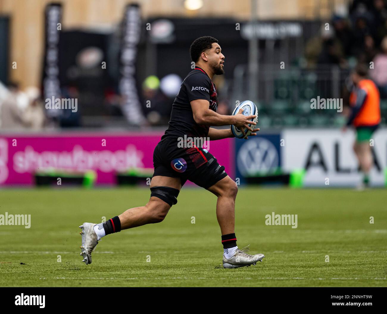 LONDON, UNITED KINGDOM. 25th, Feb 2023. Andy Christie of Saracens in ...