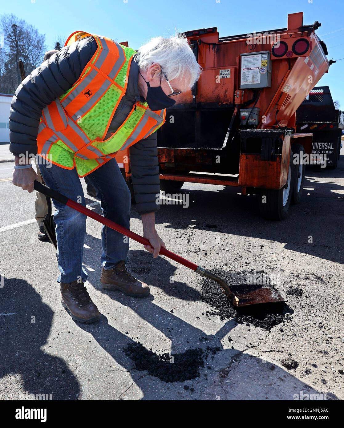 Pothole patrol hi-res stock photography and images - Alamy