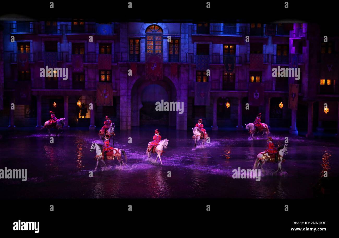 Lope de Vega's "A pluma y espada" show at the history theme park, Puy ...