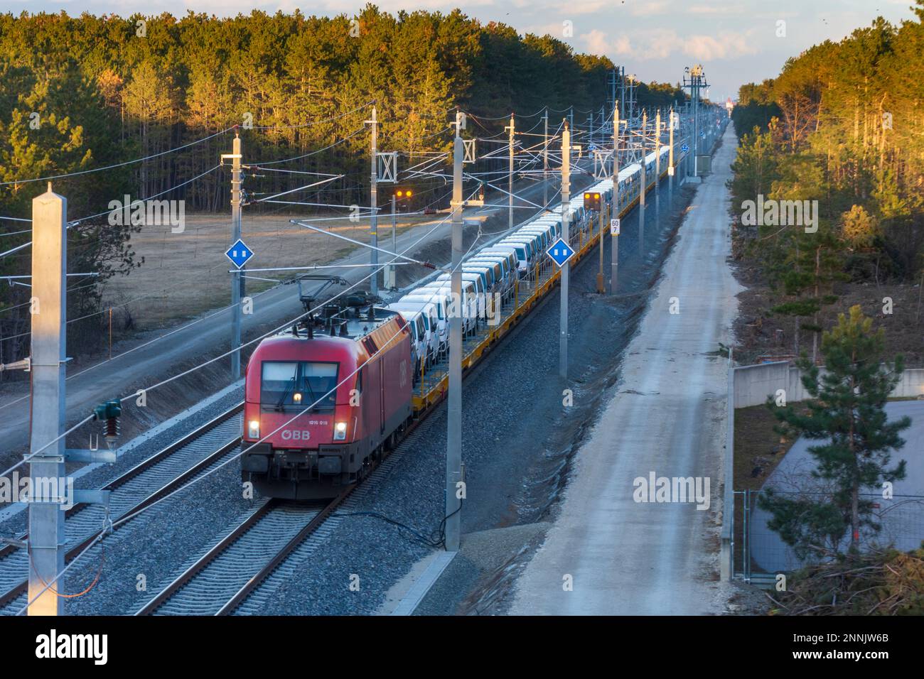 Neunkirchen: railway line Südbahn in Steinfeld area, cargo train of ÖBB ...