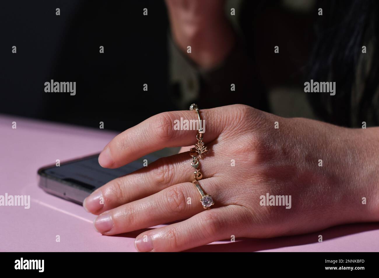 Close up caucasian white girl hands using phone screen Stock Photo - Alamy