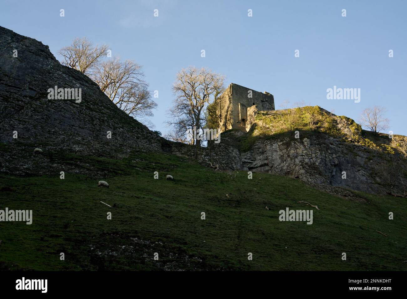 Peveril Castle in view as the sun starts to set.over Cave Dale ...
